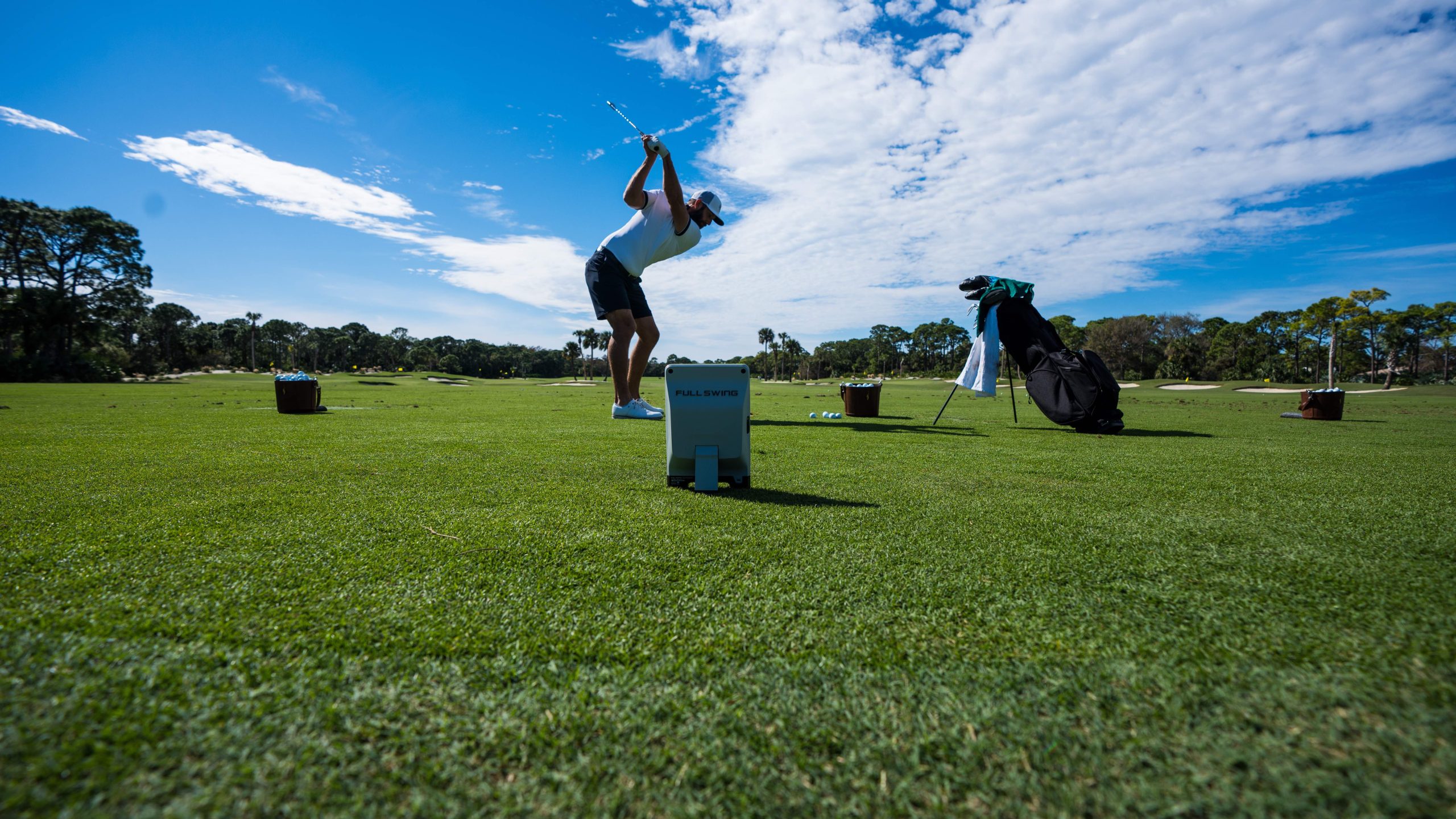 Full Swing Adds Major Champion Dustin Johnson - Full Swing Golf ...